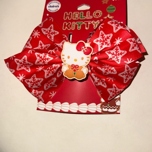 Hello Kitty | Accessories | Hello Kitty Christmas Bow Claires | Poshmark